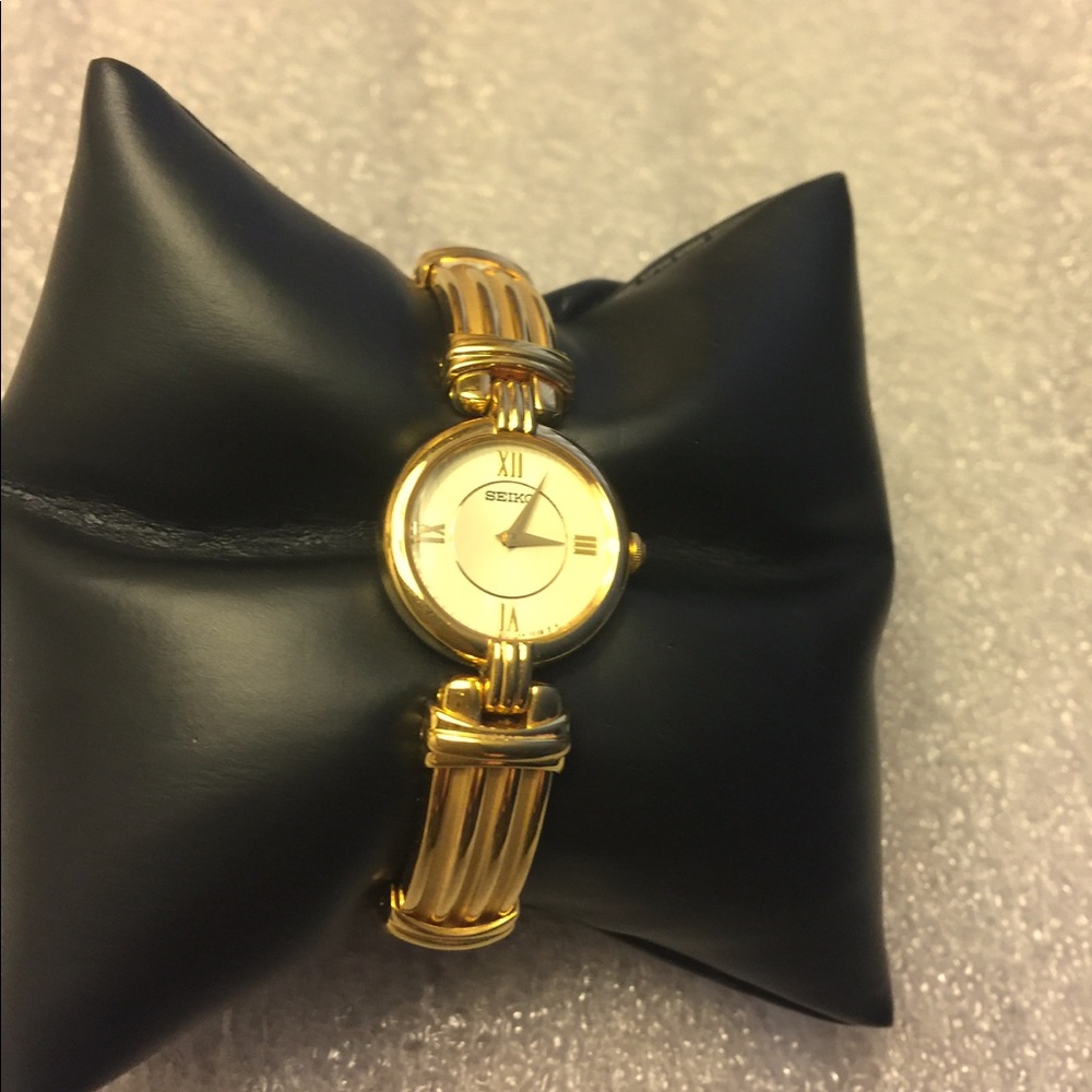 Vintage Seiko Bangle Watch - Gem